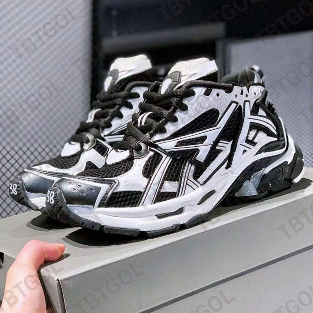 Designer Sneakers Men Platform Tracks Runners 7.0 Transmit Sense Retro ...