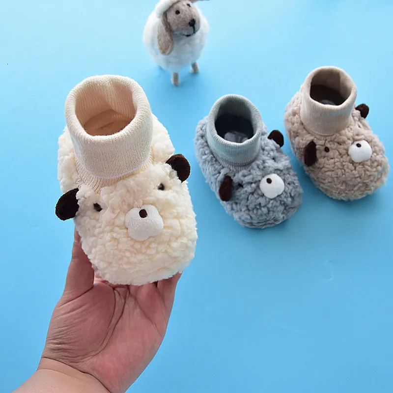 DHgate.com:Autumn Winter Toddler First Walkers: Lamb Velvet Bear Socks ...