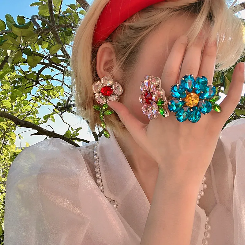 DHgate.com:Candy Color Flower Korean Charm Crystal Solitaire Rings for ...