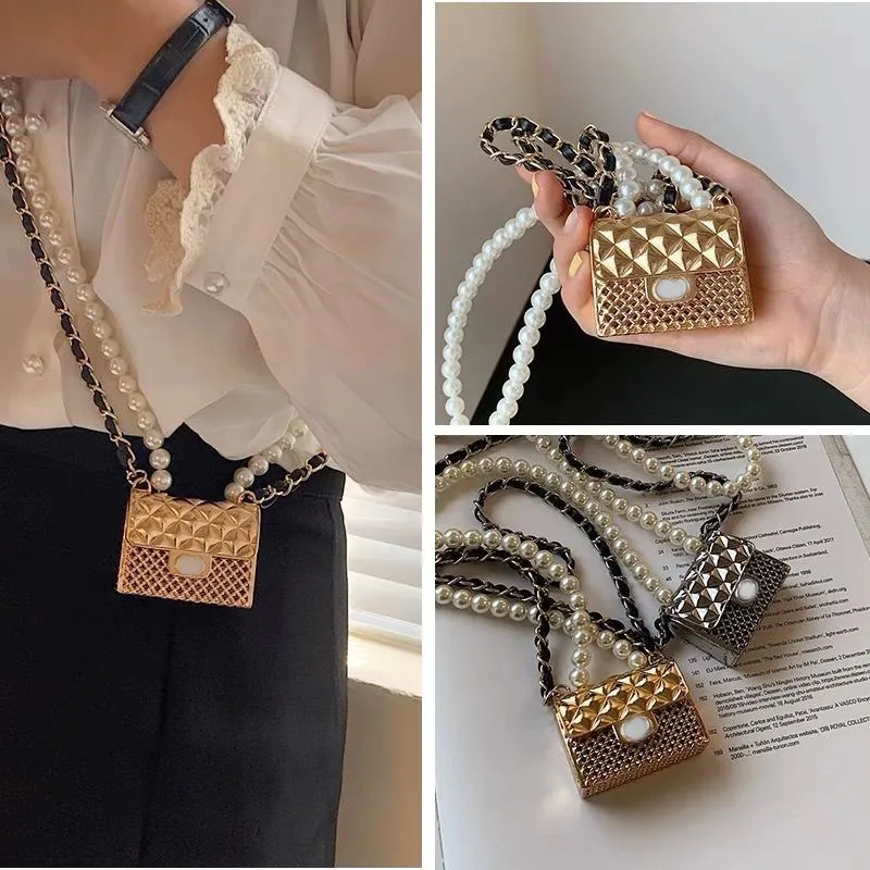 Designer Cowhide Leather Belt Charm Waist Chain Necklace for Women and Men Luxury Jewelry Top Quality Designer Trends