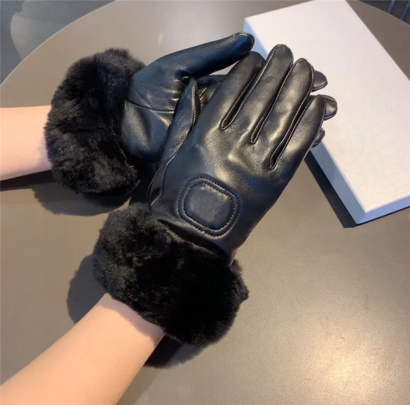 Designer winter gloves store
