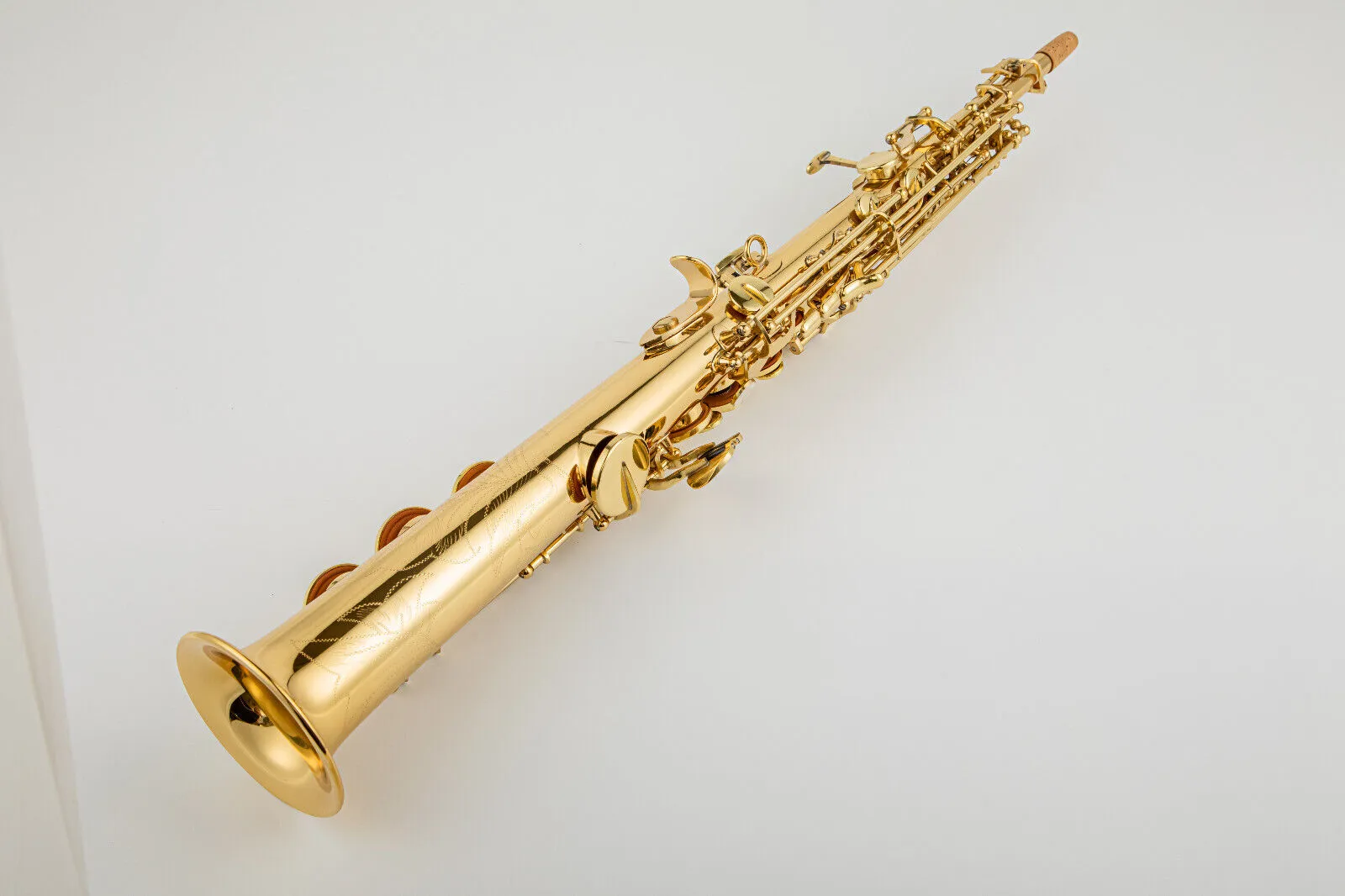 DHgate.com:Bb Gold Lacquer Straight Soprano Sax with High F# Key for ...