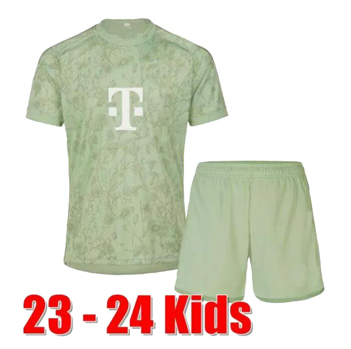 23 24 FC Bayern Fußballtrikots SANE Oktoberfest COMAN GNABRY DAVIES ...