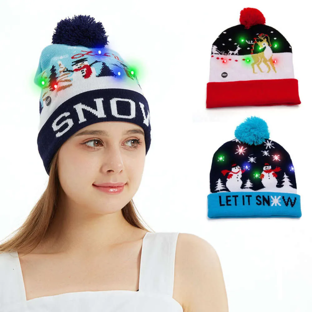 Light-Up Christmas Hats: Festive LED Knitted Santa Hat for Adults ...
