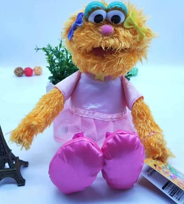 Sesame Street Plush Hand Puppet Dead Set Elmo, Zoe, Ernie, Oscar ...
