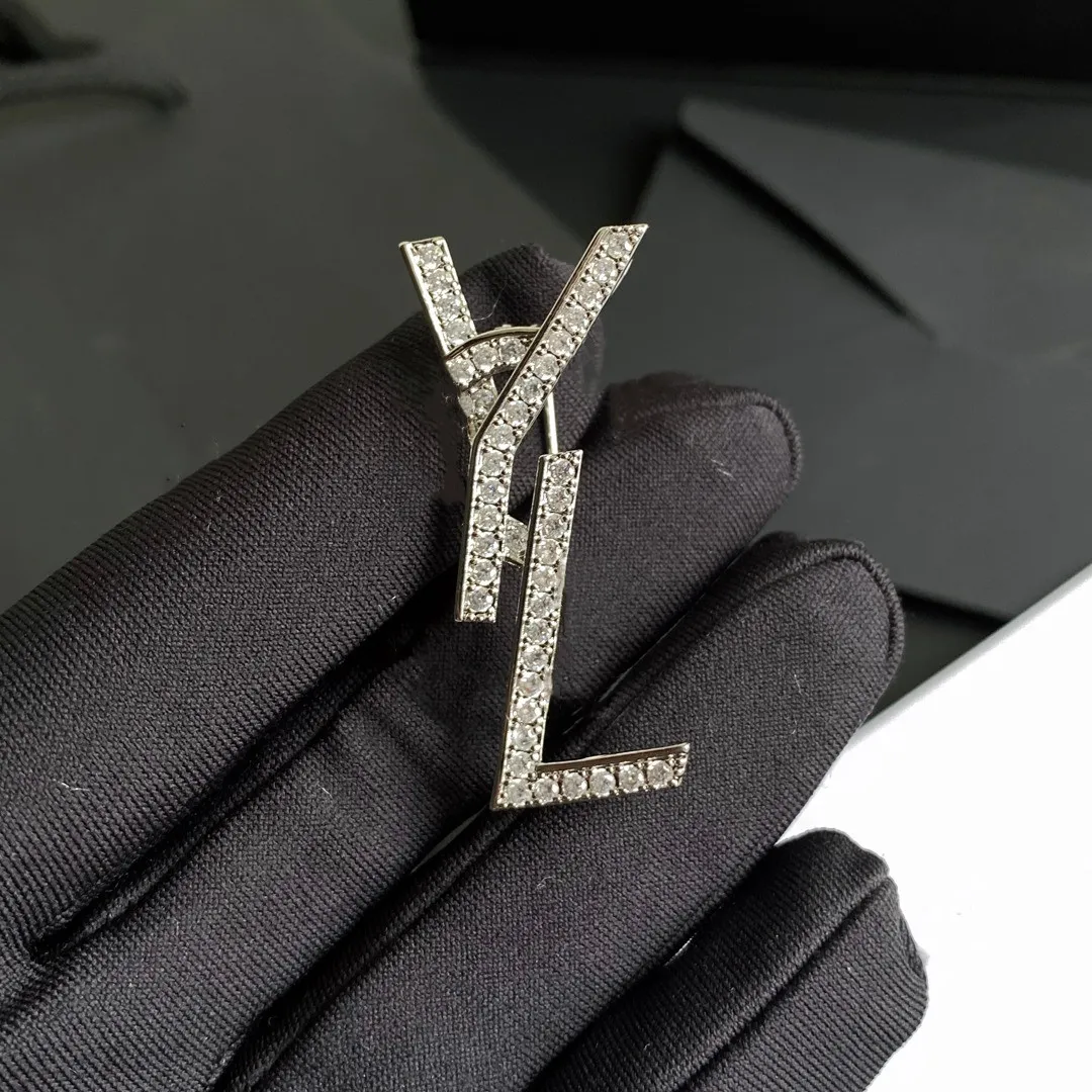 Elegant Silver Brooch - Retro Designer Style, Luxury Dress Pin, Women's ...