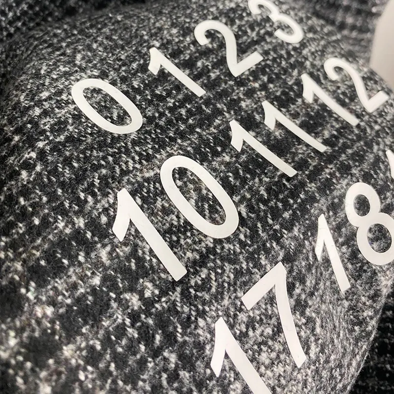DHgate.com:MM6 Margiela 3D Silicone Number Print Long Sleeve DHgate.com:MM6 Margiela 3D Silicone Number Print Long Sleeve