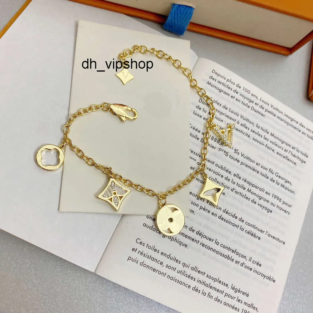 Designer Charm Bracelet 18K Gold Plated Copper Chain Bangle Wristband for Women Never Fading Luxury Jewelry