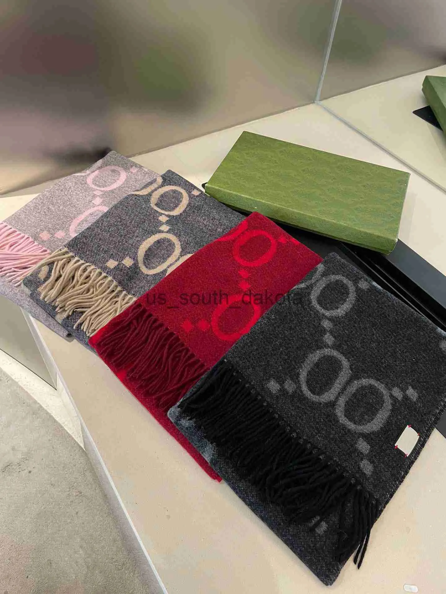 DHgate.com:Cashmere Scarves for Women - 2022 Luxury Designer Winter ...