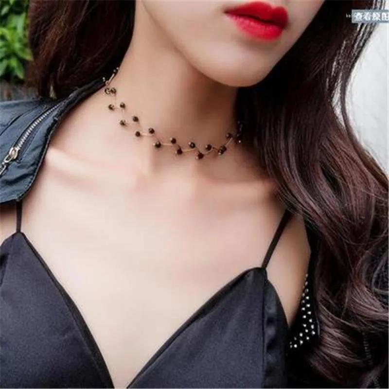 Stylish choker designs store