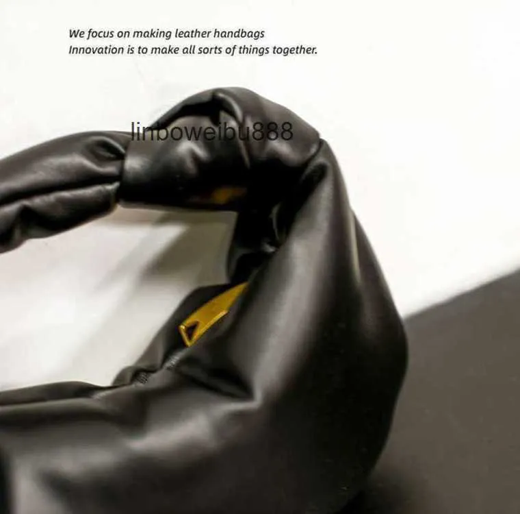 Botteg Venetas Ueneta Bolsos De Moda Un Bolso Diseñador Bolsos ...