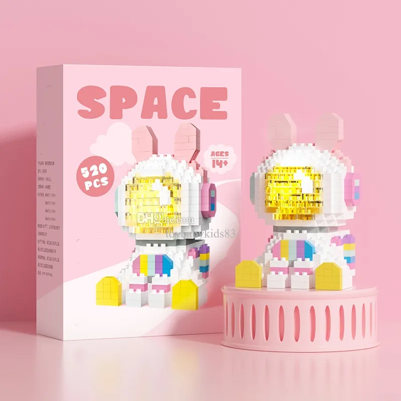 DHgate.com:Cartoon Anime Astronaunt Figure Space Destroyer Model DIY ...