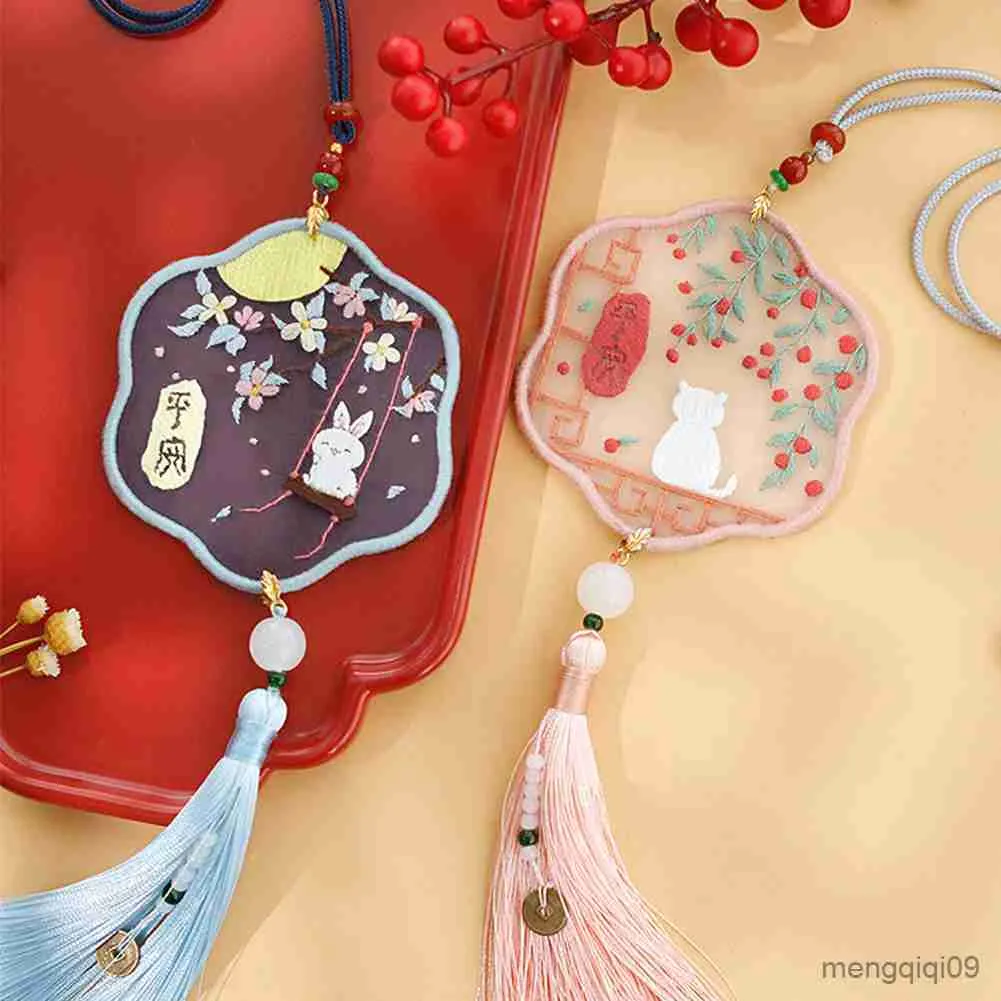 DHgate.com:DIY Chinese Style Embroidery Kit - Handmade Amulet Pendant ...