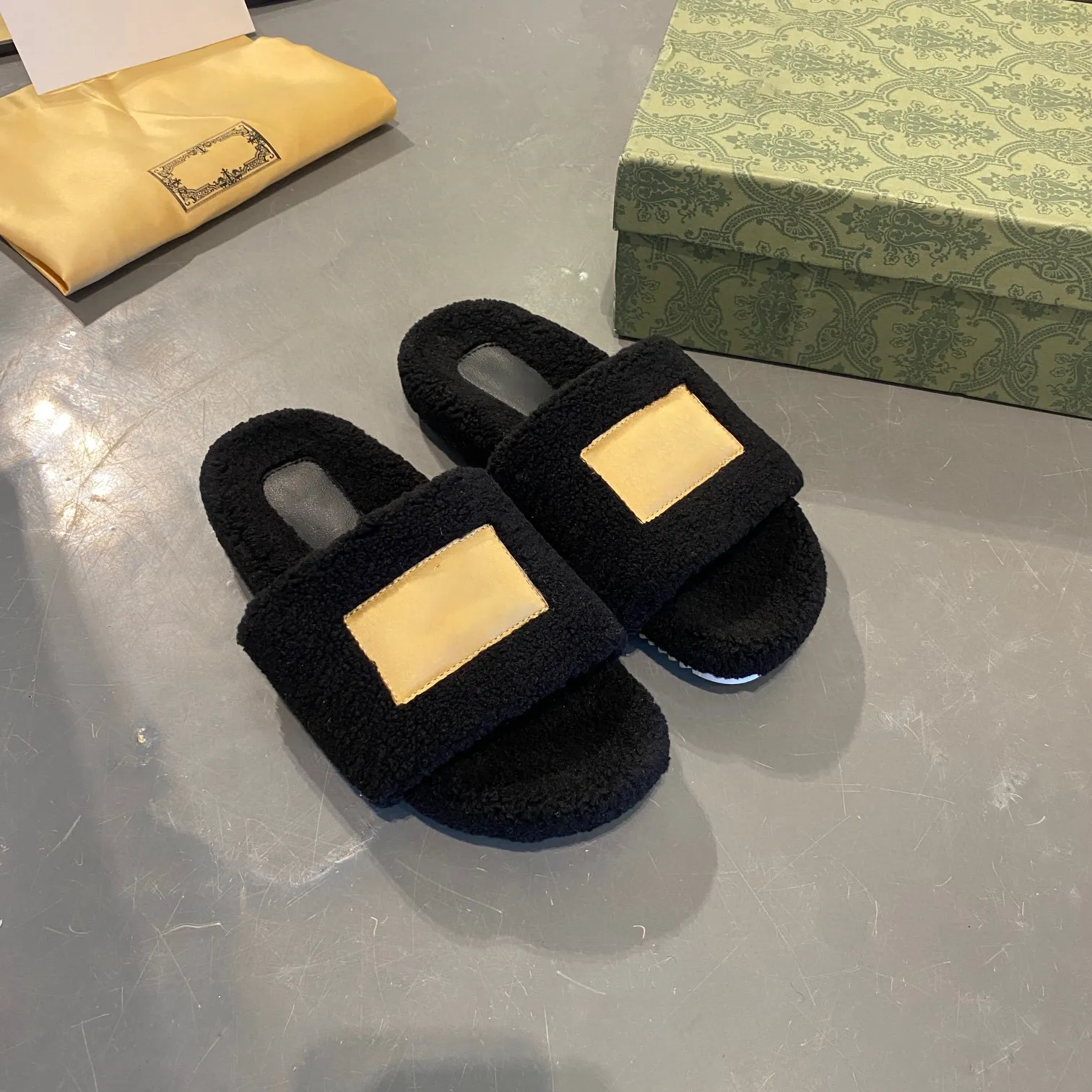 Fuffy Teddy Bear Slides For Women Designer Fur Green Sandals With ...