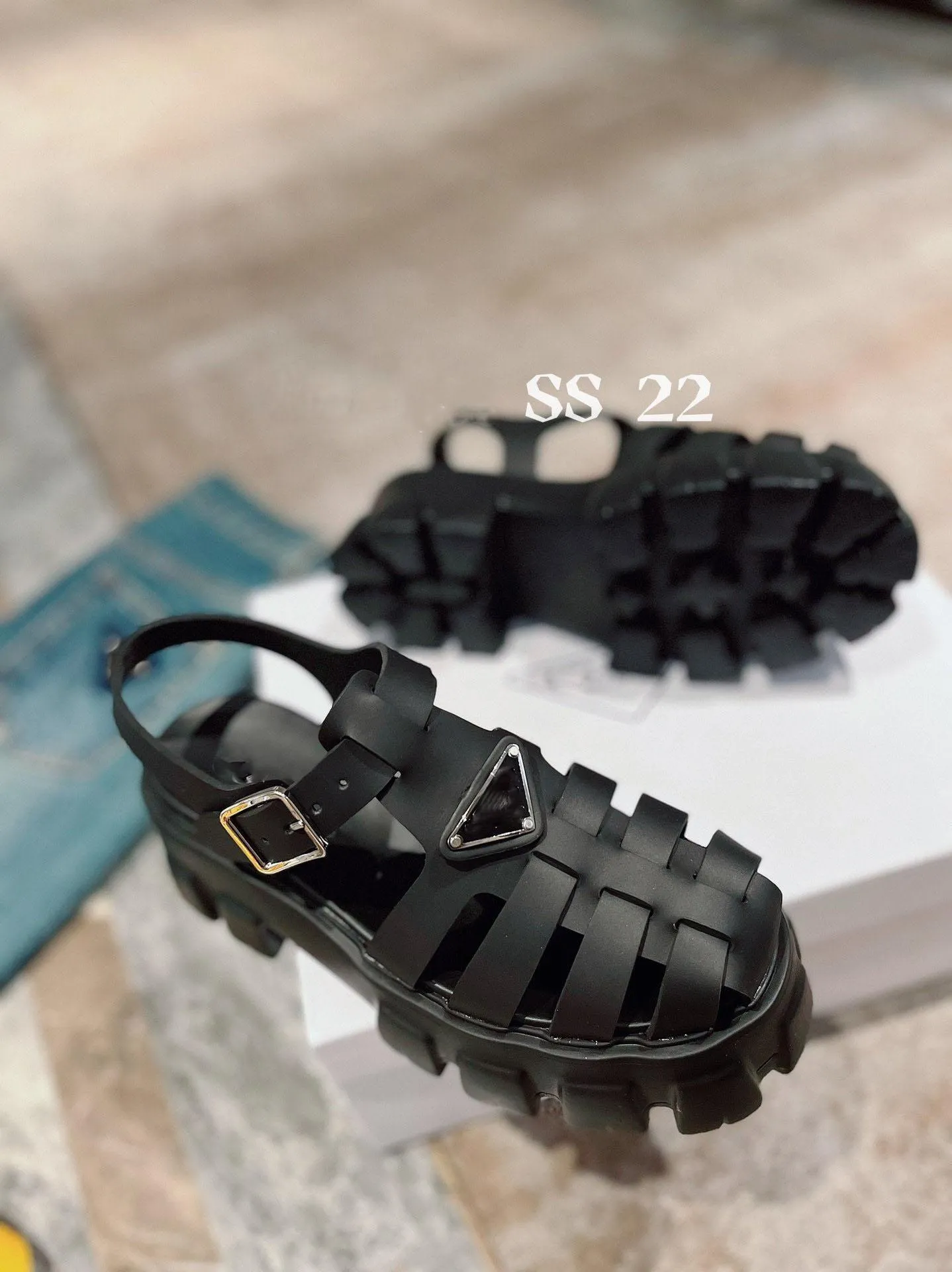 Designer Luxury SS22 Black Monolith Donna Cage Sandals With Box and ...
