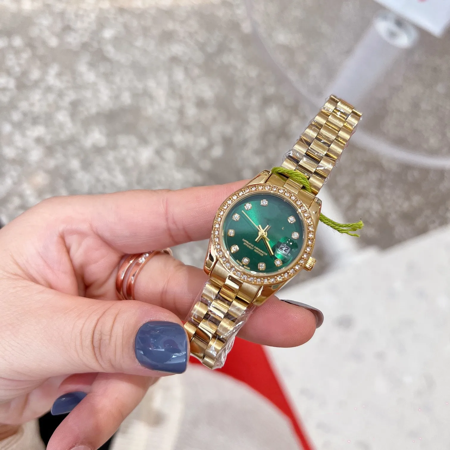 Luxury Gold Womens Watch: 28mm Designer Wristwatch With Diamonds ...