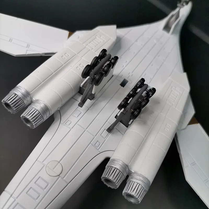1/200 Scale Diecast Alloy Metal Tupolev TU 160/TU160 Fixed Wing ...