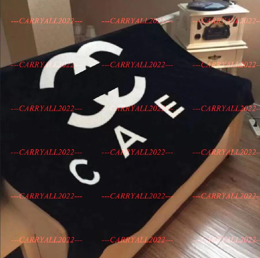 DHgate.com:Winter Luxury Designer Coral Velvet Blanket, Classic C Style ...