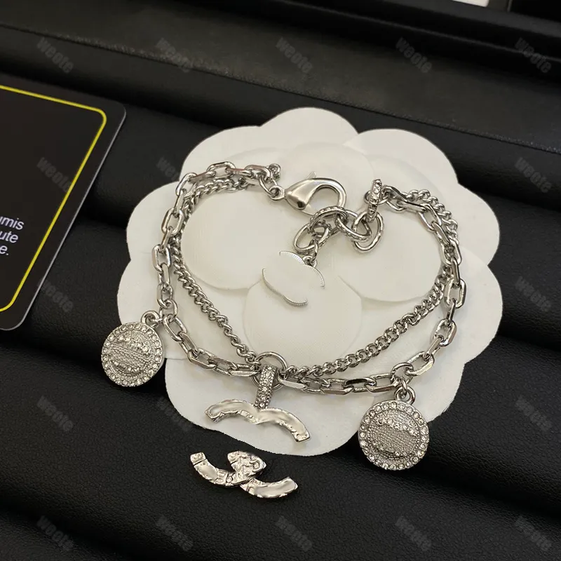 Designer Charm Bracelets for Women Luxurious Jewelry Diamond Bracelet with Gold Silver Chains Bangles and Earrings Set in Elegant Gift Box