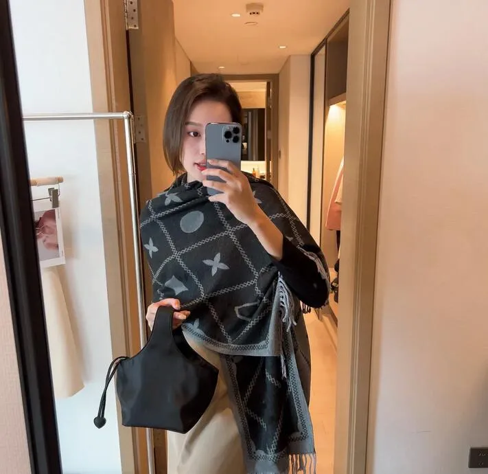 2023 New Brand Explosive Luxury Scarf Designer Scarf For Women Shawl ...