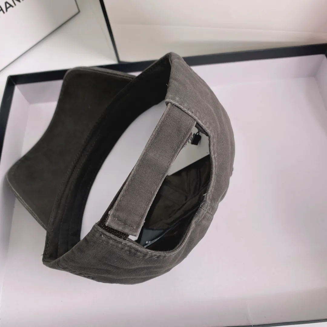 Designer Small Baseball Caps For Couples Summer Holiday Fashion With ...