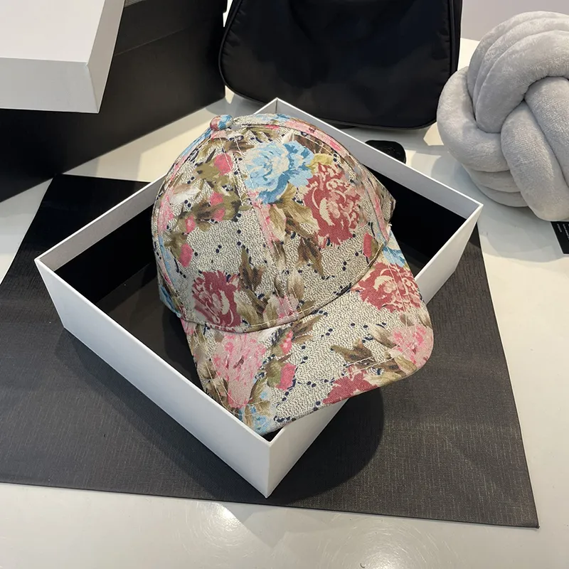 Luxury Ball Caps: Designer Baseball Caps, Classic Style, Men's And ...