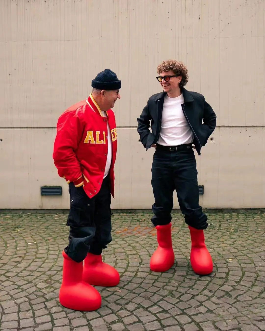 Moda MSCHF Big Red Boots Boots Astro Bottom Bottom Rouborge Rain Bootie moda-mschf-big-red-boots-boots-astro-bottom-bottom-rouborge-rain-bootie