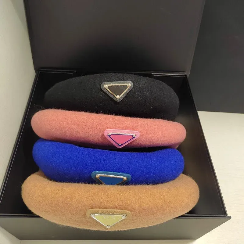 Designer Plain Beret Letter Tie-Dye Cashmere Wool Hat Beret Cap Lady ...