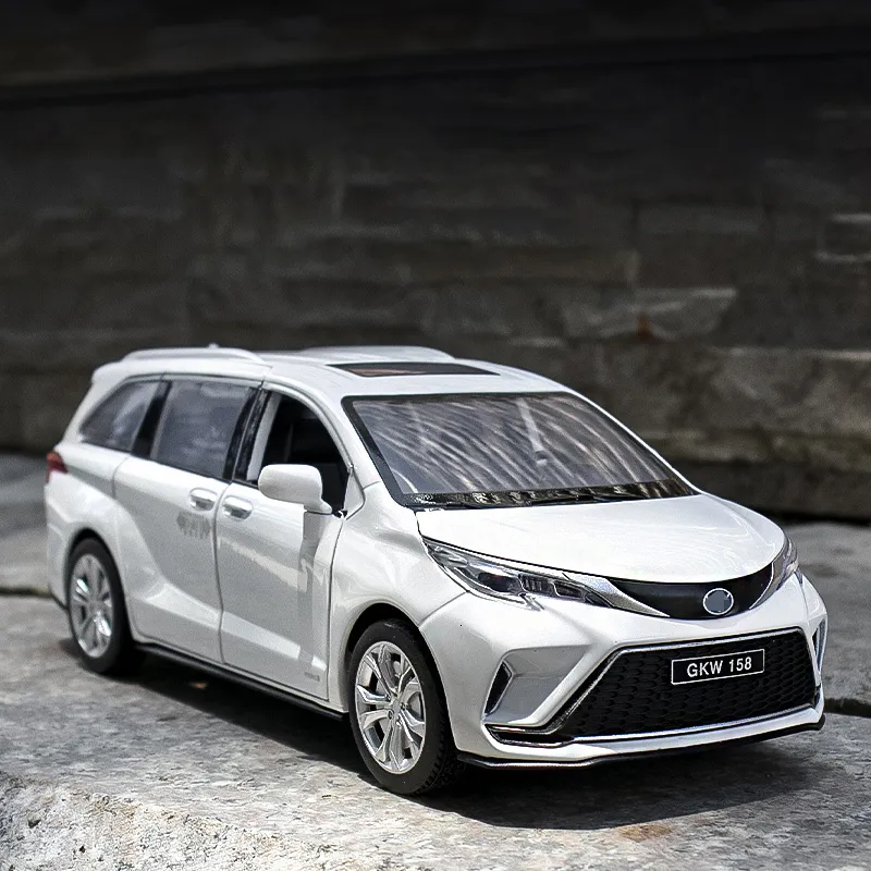 DHgate.com:1:24 Scale Diecast Model Sienna Granvia MPV Van Alloy Toy ...