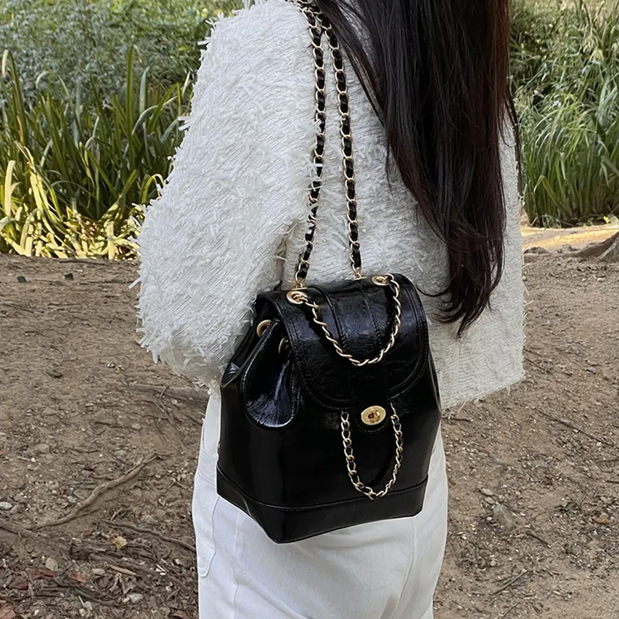 Korean Autumn/Winter Mini Chains Backpack For Students Oil Wax Leather ...