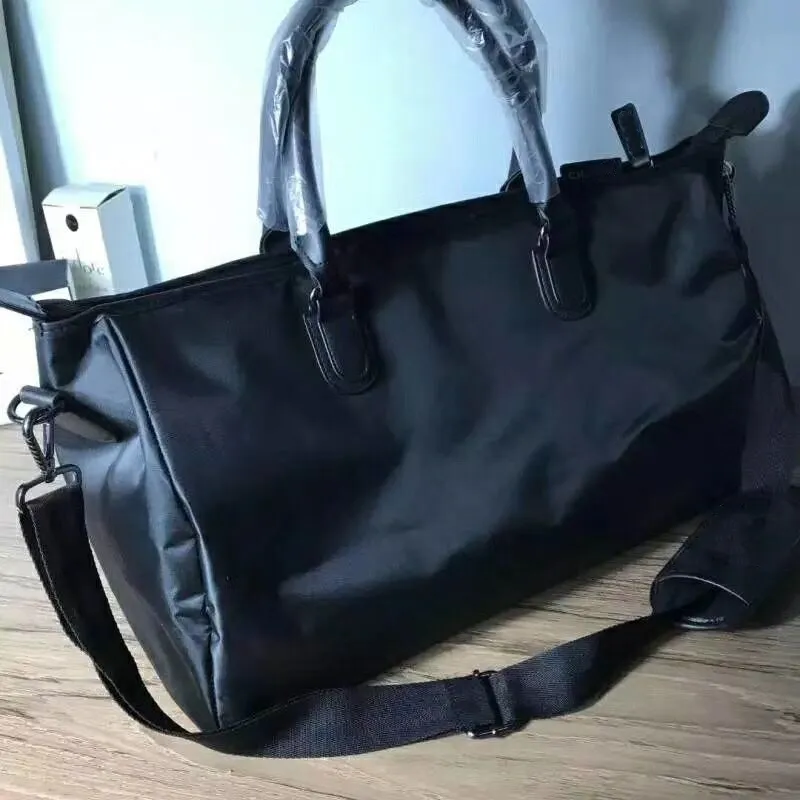 Stylish 2 Way Duffel Case For Sports, Travel, Yoga, Beach High Quality Fashion Print Overnight ...