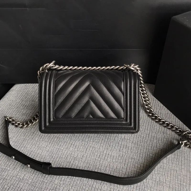 Luxury Leather Designer Chain Bag With Knockoff Handbag Delicate Style ...