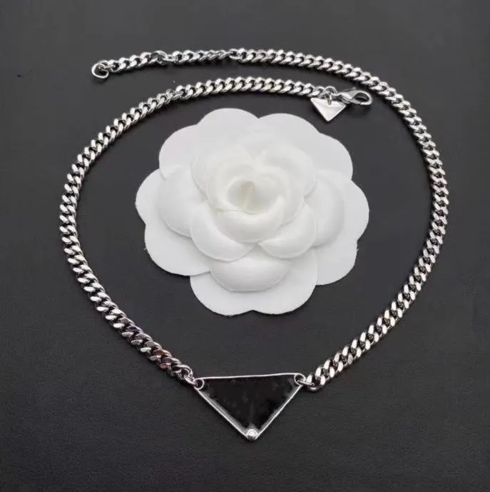 Luxury Designer P Triangle Preppy Necklace Chain For Women And Men ...
