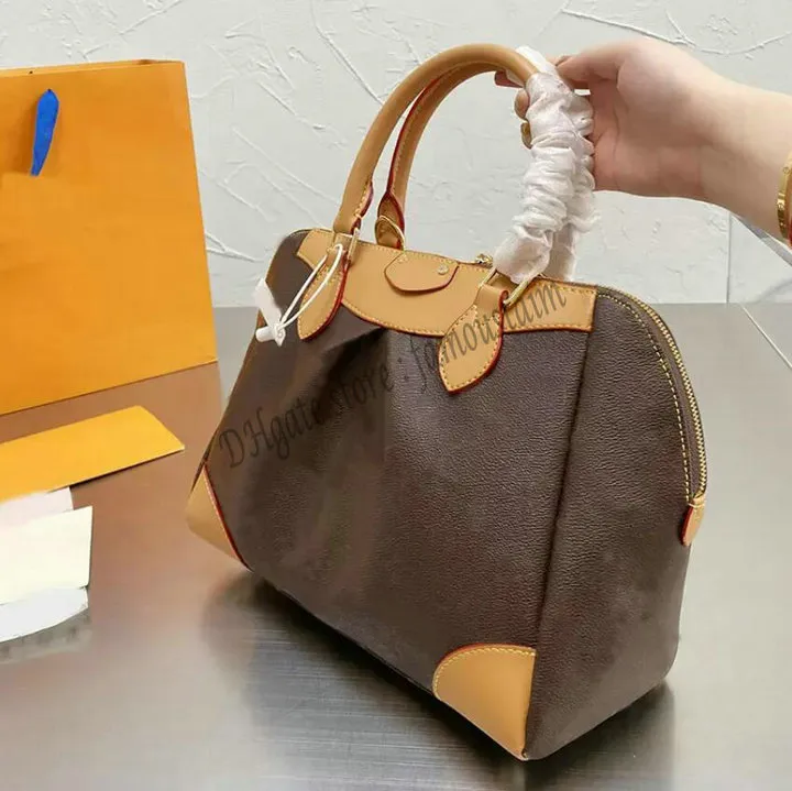 Stylish Women's Handbag With Detachable Montgomery Straps Perfect For ...