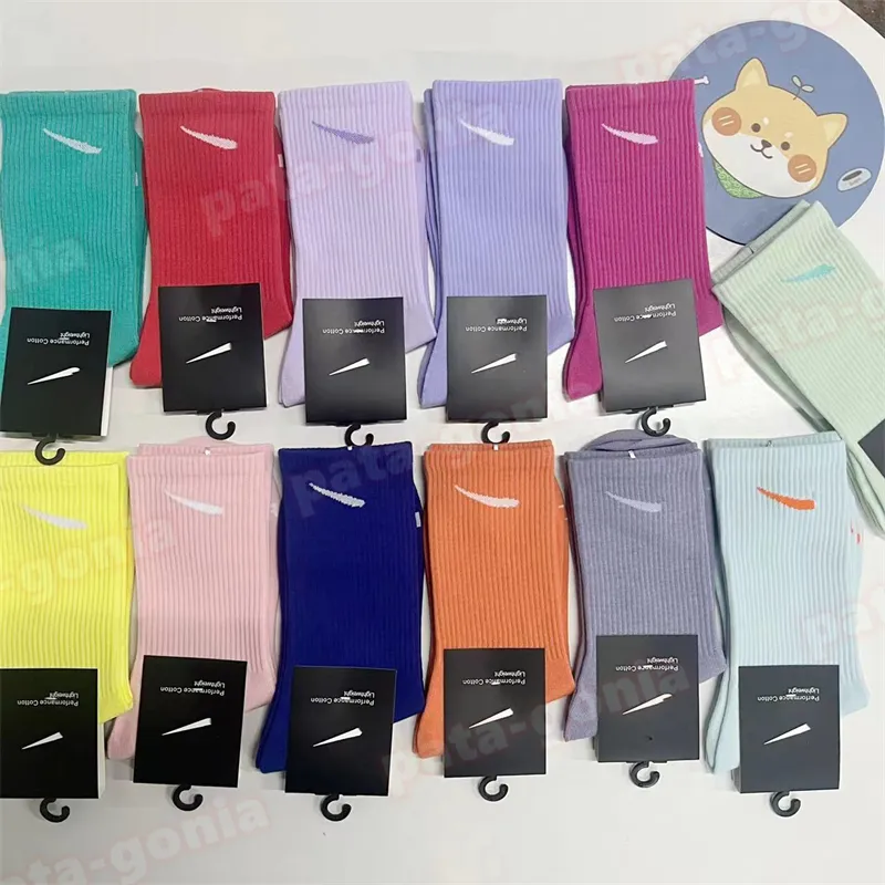 What Are Happy Socks and How Do They Make You Happier?