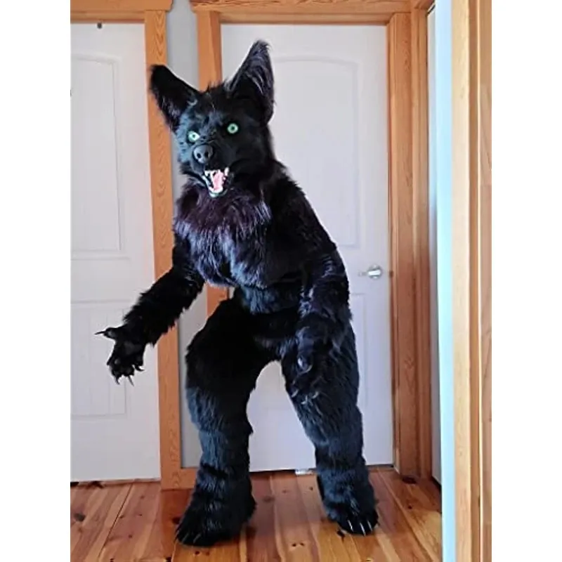 black fur wolf