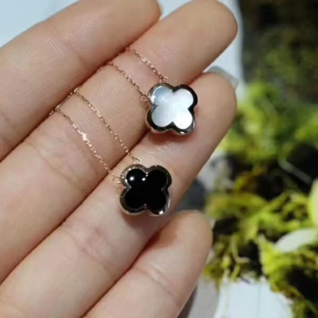 4 leaf clover designer