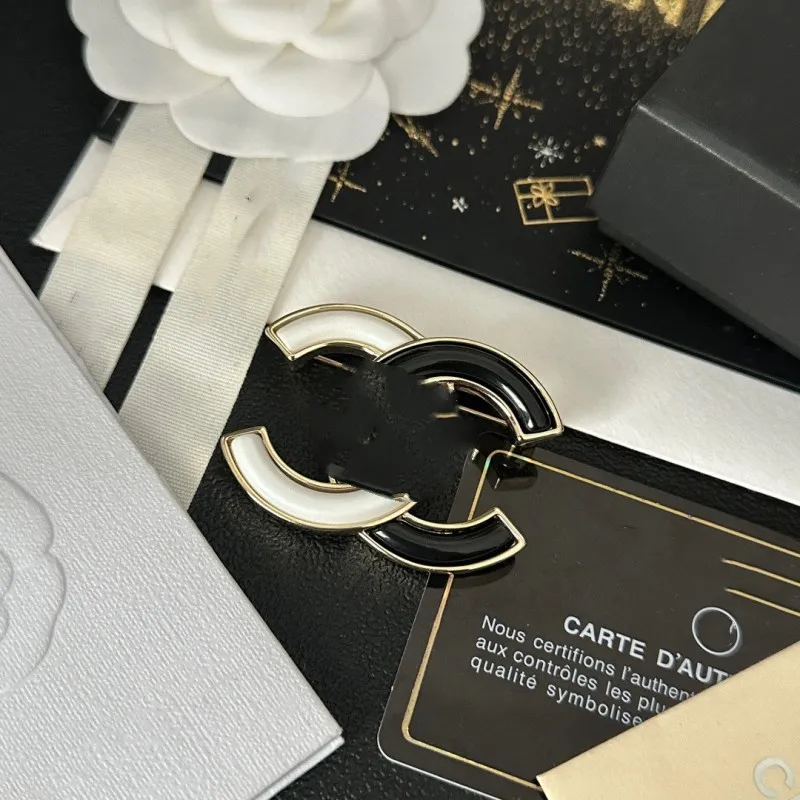 18K Gold Plated Crystal Rhinestone C Brooch With Brand Letter Inlay ...