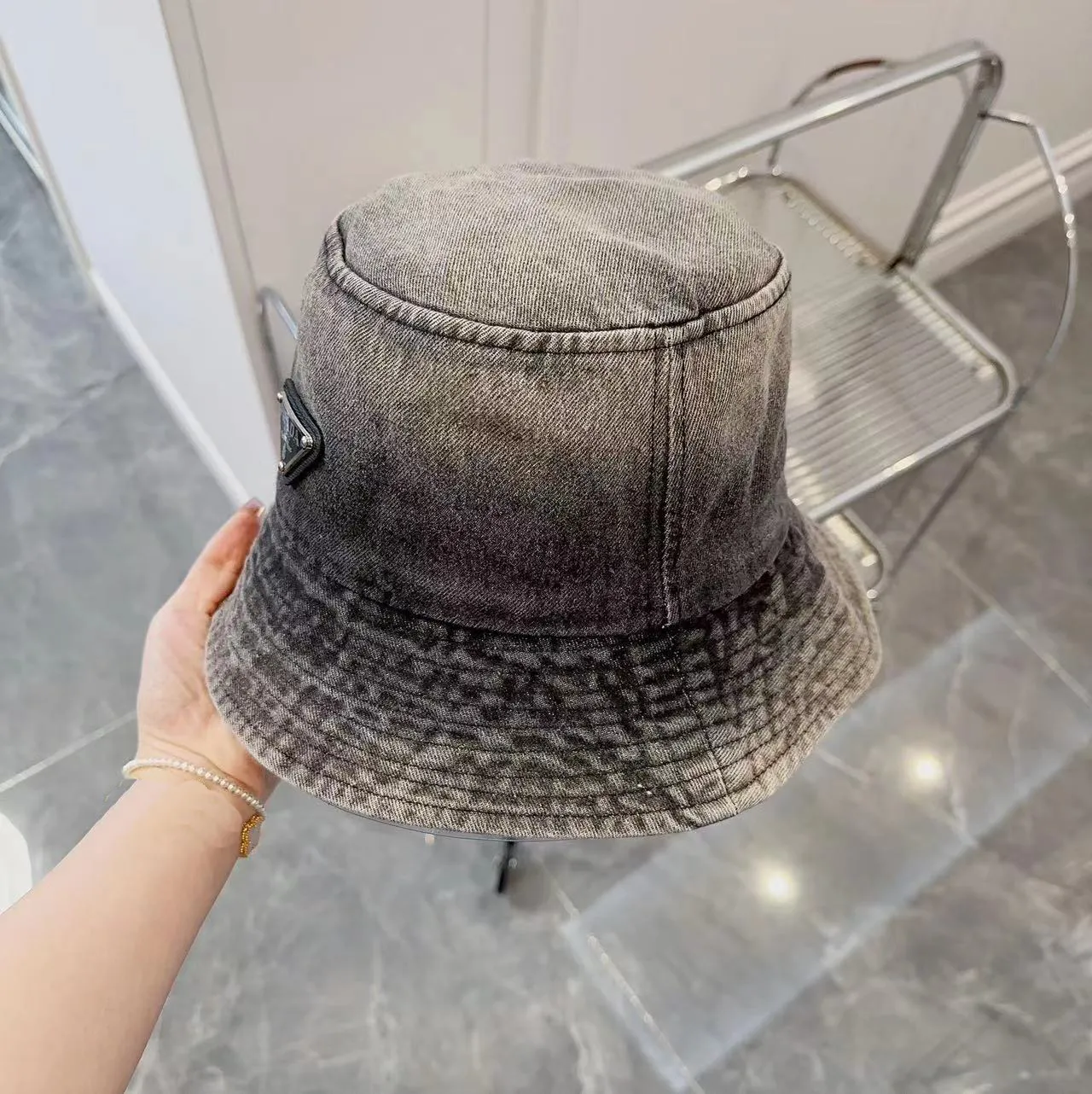 Designer Bucket Hats Fitted Sunshade Caps With Letter Design Versatile ...