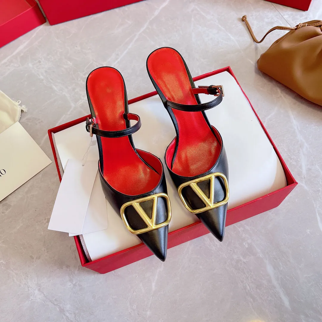 Designer Pointy Aerowalk Slippers For Ladies With Elegant Logo Design ...