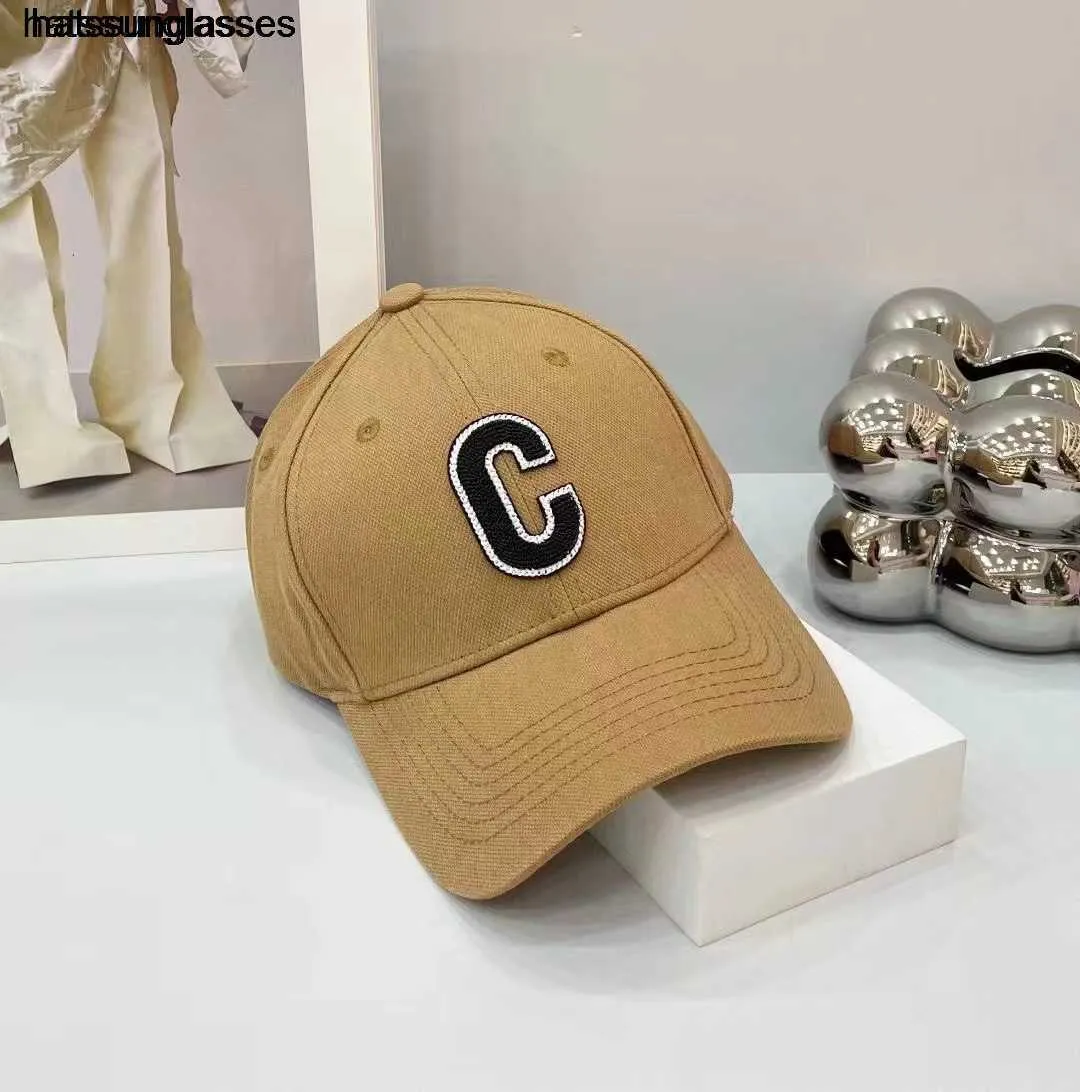 2023 Fashion Brand Hard Top Beige Baseball Cap With C Letter Design ...