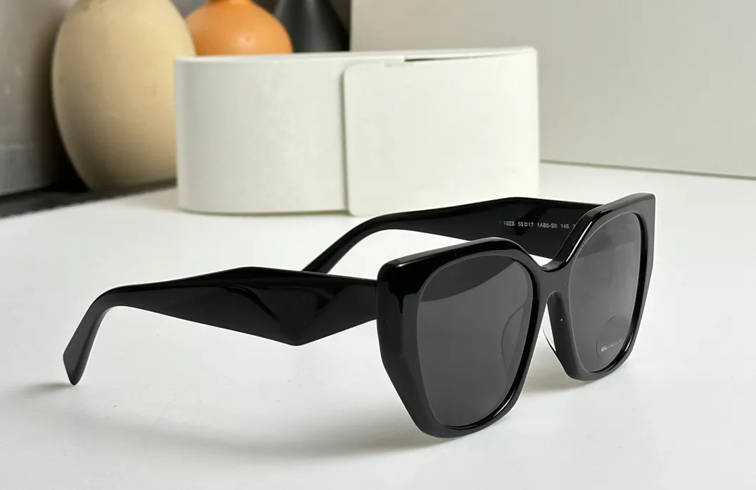 Designer Sunglasses Shades Frame Black Dark Grey Lens 19Z Women Summer ...