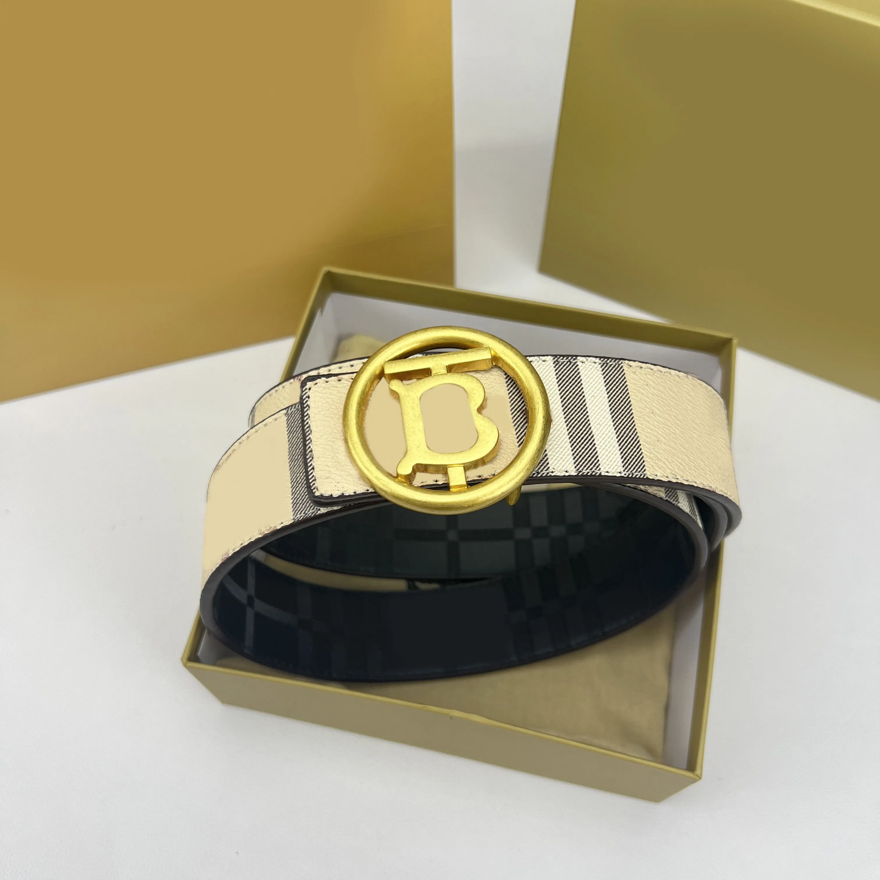 Luxury Designer Belt For Men And Women With Gold And Silver Buckle ...
