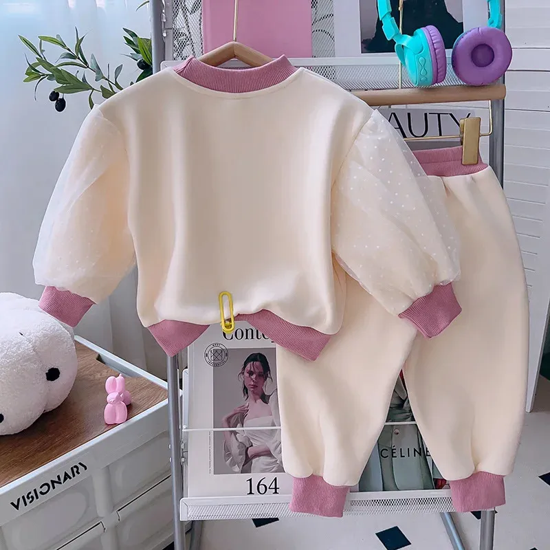 Clothing Sets: Girls' Winter Thick Fleece Cartoon Sweatshirt and Pants ...