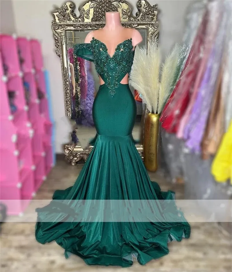 Diamond Prom Dresses Elegant Hunter Green Evening Gown With Beads ...