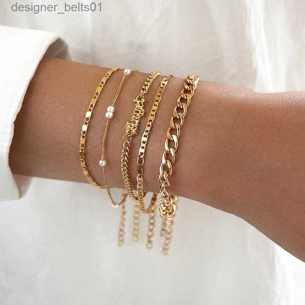 Charm Bracelets for Women 5Pcs Trendy Chain Bracelet Set Angel Letter Gold and Silver Color Link Chain Bangle Ideal Fashion Jewelry Gift L231214
