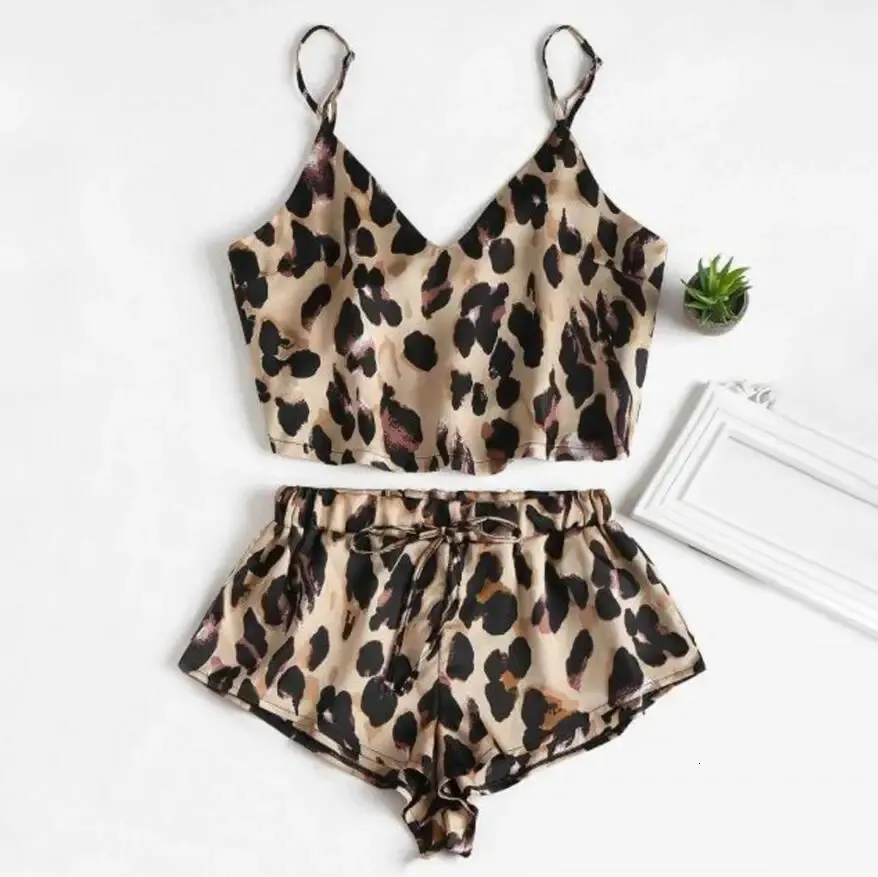DHgate.com:Sexy Lingerie Set for Women, Silk Satin Lace Bra and Shorts ...