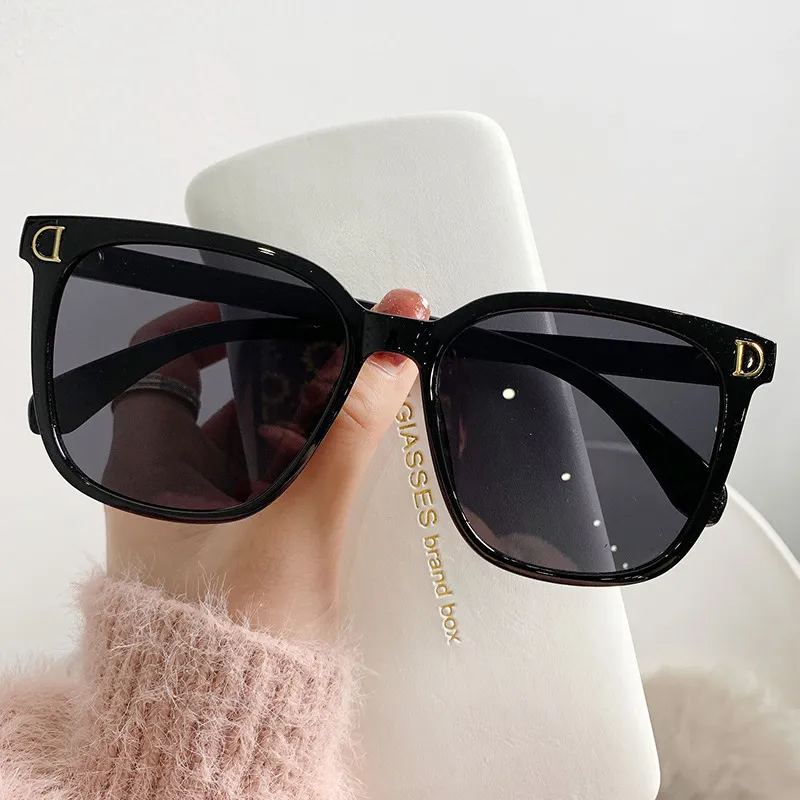 D-Shaped Color Sunglasses for Travel and Photo Taking - Fashionable Sun ...