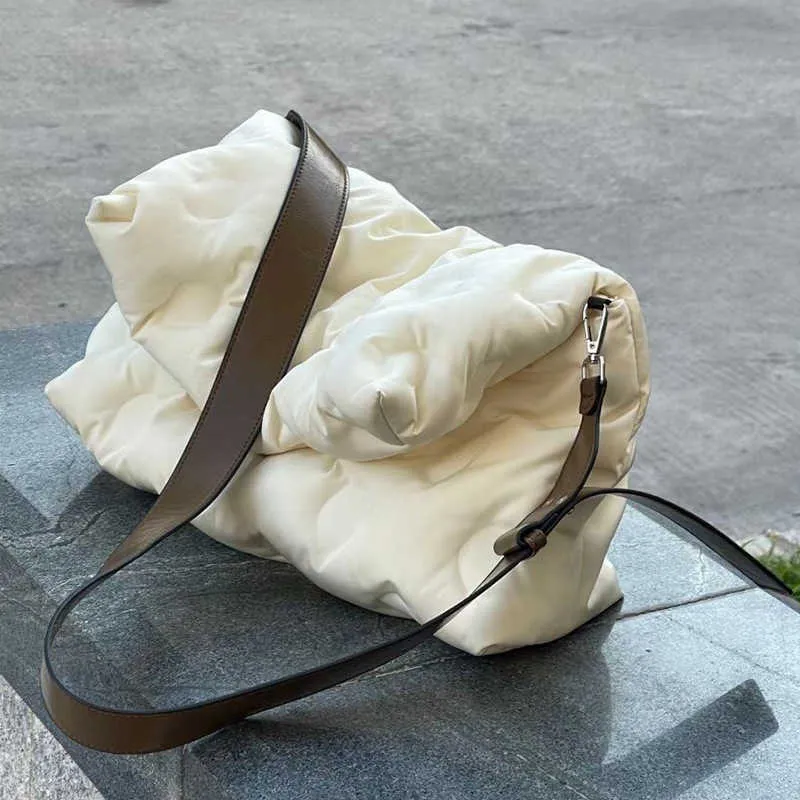 Large Capacity Crossbody Bag for Women - Lightweight Shoulder Bag with ...
