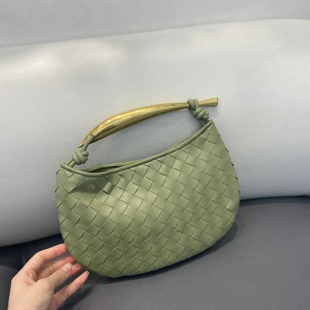 DHgate.com:Bottega Designs Large Crossbody Bag in Sardine Weave ...